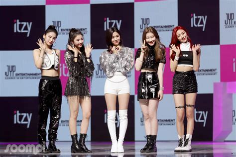 ITZY Fazem Debut Em Showcase E Falam De Planos Futuros PtAnime