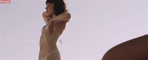 Naked Alice Pagani In Loro 1