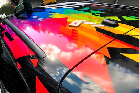 Виготовлення наліпок наклейок на авто Краща ціна Thor Print