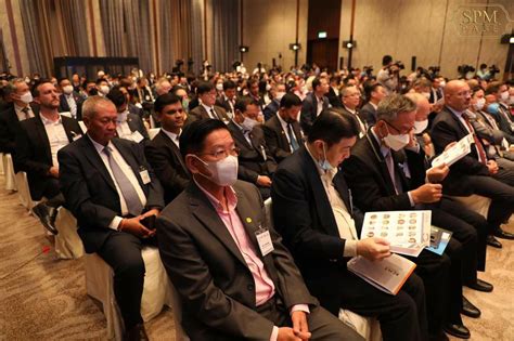 សម្តេចតេជោ ហ៊ុន សែន អញ្ជើញបើកវេទិកាភាពជាអ្នកដឹកនាំ និងភាពជាដៃគូអាស៊ានឆ្នាំ២០២២ ខេត្តកំពង់ចាម