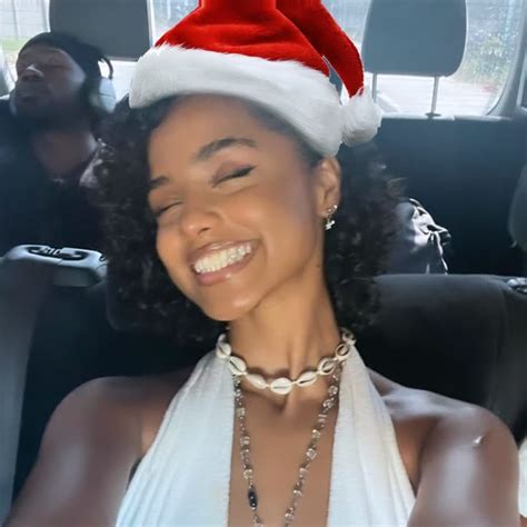 Christmas Tyla Pfp Pretty Celebrities Pretty Selfies Y K Pfp