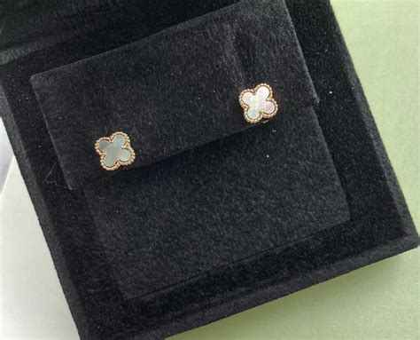 알함브라 스윗 귀걸이 착용샷 실사 이어링