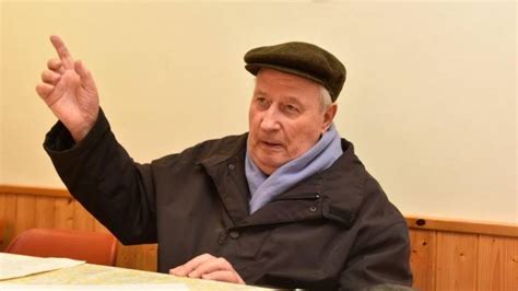 Umrl Duilio Vecchiet