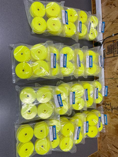 1 8th Buggy Wheel And Tire Lot R C Tech Forums