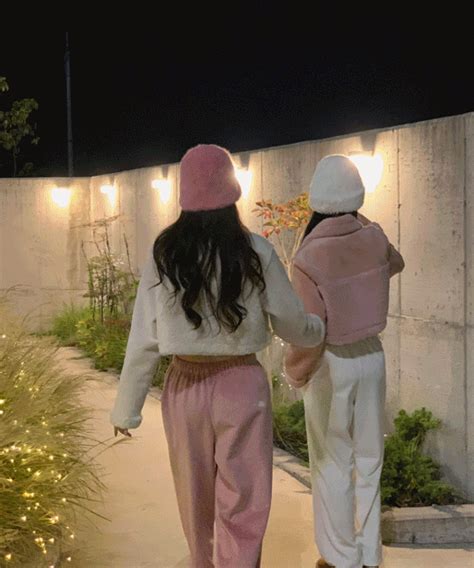 윈터 크롭 무스탕 3color 에이블리