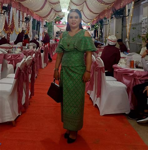 ស្រីទូច បោះដុំនិងលក់រាយខោ អាវកូនក្មេង