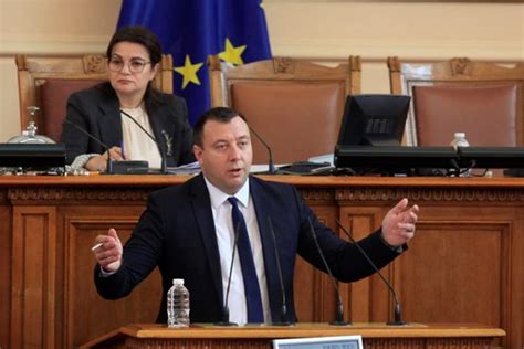 Адвокат Петър Петров от Възраждане губи делото срещу кмета на Монтана