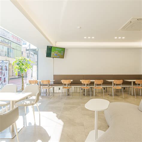 요거트월드 공식 계정ㅣ요거트아이스크림 · 커피 · 디저트 New Open🎉 요거트월드 동성로점 ⠀ 입 안 가득 퍼지는 달콤한 행복 Yogurt World ⠀ 대구