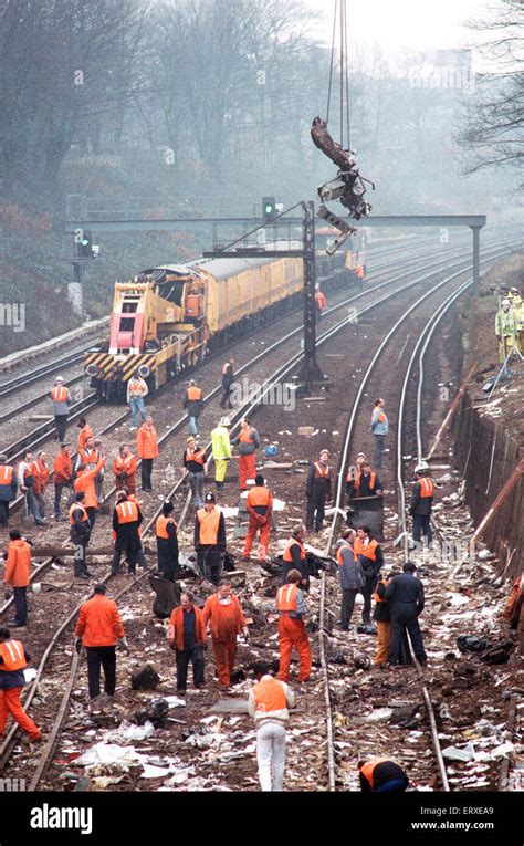 Clapham Train Crash On 12 December 1988 The 07 18 From Basingstoke To