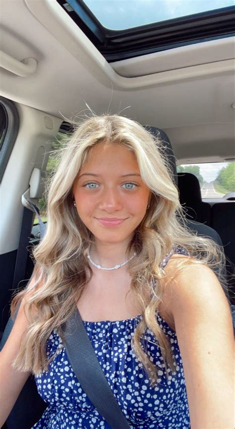 Antennae Blonde Hair Girl Blonde Hair Green Eyes Pretty Blonde Girls