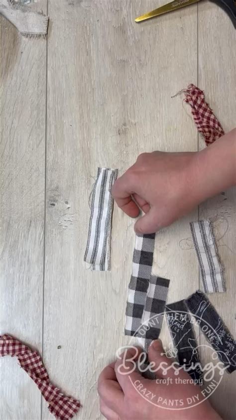 How To Make An Easy T Bow Using Tissue Paper Video Artofit