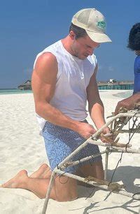 Jonathan Bailey Page 92 LPSG Jonathan Bailey Page 92 LPSG