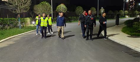 校领导开展疫情防控和校园安全巡查 湖北汽车工业学院