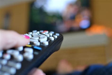 Black Spots On Tv Deadstuck Pixels On Tvs Causes And How To Fix Ukao