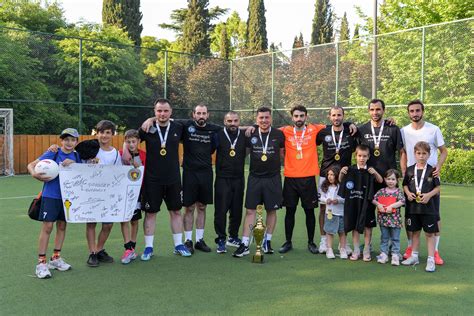 ირაკლი I Ii Iii და Iv ადგილზე გასულ გუნდებს საჩუქრად თასები მედლები და ფულადი ვაუჩერები