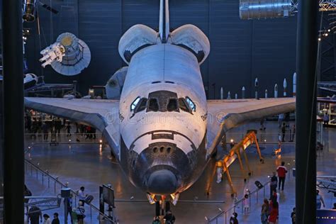 Space Shuttle Discovery At Steven F Udvar Hazy Smithsonian National Air And Space Museum