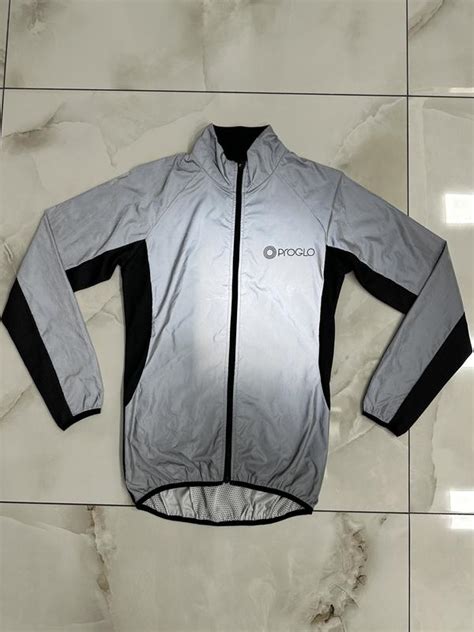 Светоотражающая куртка — ціна 550 грн у каталозі Вітровки Купити жіночі речі за доступною ціною