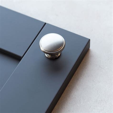 Brushed Nickel Kitchen Cabinet Round Flat Knob Handle Furniture Door