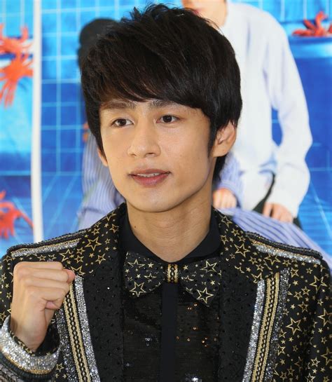 2ページ目 「瞳がきれい」「イケメン過ぎ」kat Tun・中丸雄一と長谷部誠の畳の上の「プライベート2ショット」がファンの心を掴んで6万