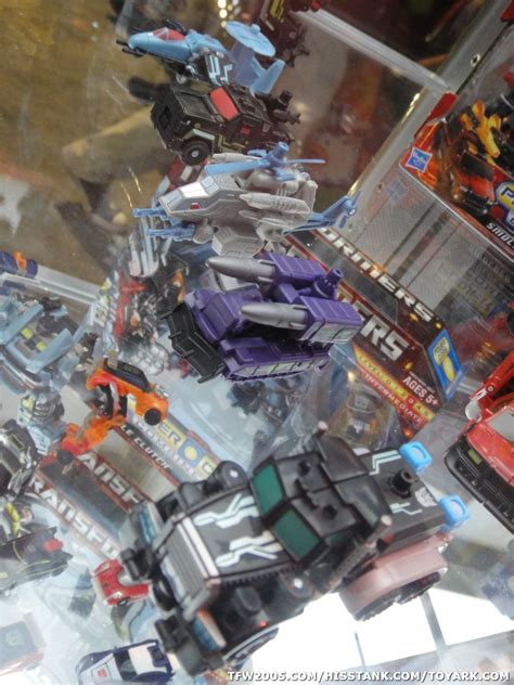 Sdcc 2010 Transformers Power Core Combiners Wave 3 Display Transformers News Tfw2005