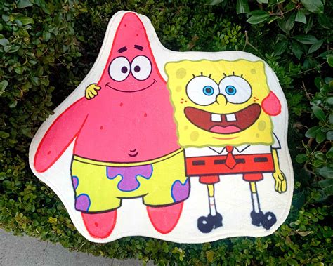 Spongebob And Patrick Hugging