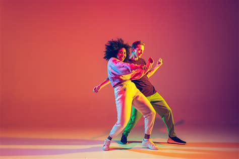 100 Contemporary Dance Pictures Download Free Images On Unsplash