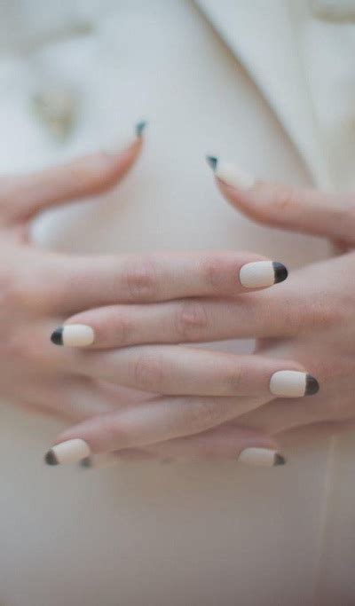 50 ลายเพ้นท์เล็บแบบมินิมอลสไตล์ Thainarak Net