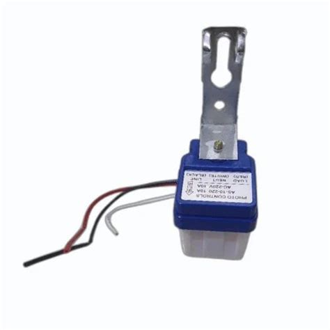 photocell ldr light sensor dusk to dawn 6amp at ₹ 120 piece light