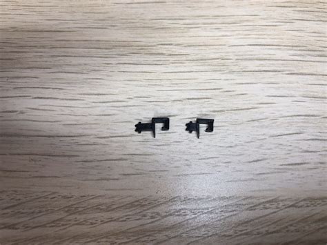 Supplied Short Couplings Don T Sit Horizontally On Farish DMU Model