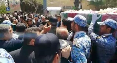 ببینید تصاویری از تشییع پیکر شهید خلبان مصطفوی در بهشت زهرا تهران