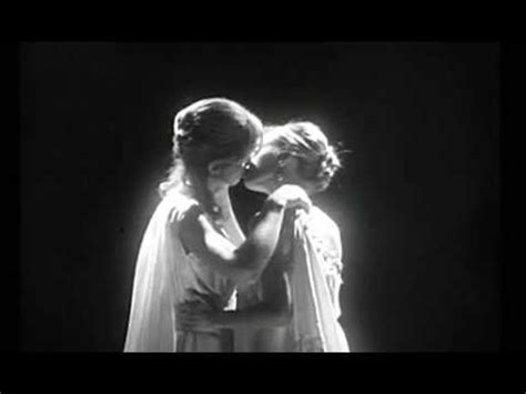 Relax it s just sex scène d introduction YouTube