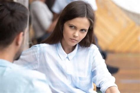 How To Deal With Intrusive Questions Exploring Your Mind