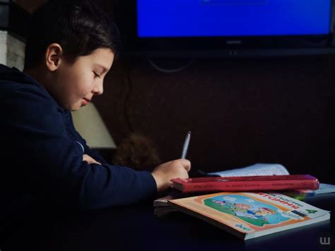 Для школярів в Україні розробили «Абетку з безпеки де її почитати Шпальта