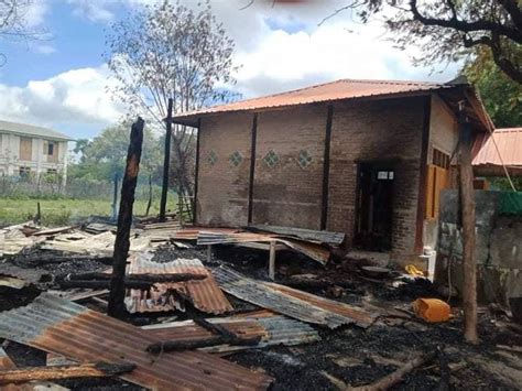 ဆားလင်းကြီး ငွေသာကျေးရွာကို စစ်တပ်က မီးရှို့ဖျက်ဆီးမှု အိမ်ခြေ ၃၀ ခန့် ပြာကျသွား၊ ခင်ဦးတွင် ပြည