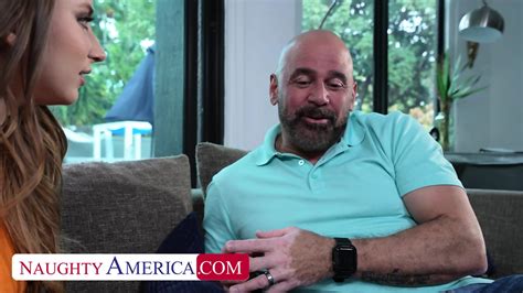 Co Ed Hottie Macy Meadows Gets Dumped And Craves Revenge Sex With Eporner