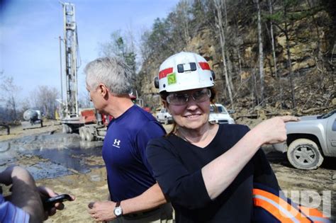 Photo Four Miners Remain Missing In West Virginia Coal Mine Explosion