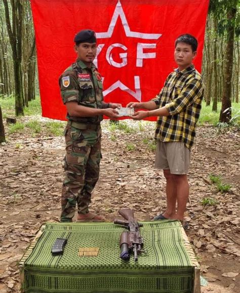 ရေးမြို့နယ်၊ ကျောင်းရွာစံပြ ကျေးရွာရှိ ခမရ ၅၉၁ တပ်ရင်းမှ စစ်မှုထမ်း တပ်သားသစ် ၁ ဦး သေနတ် ၁ လက