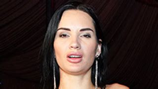 Porn Videos Of ⭐ Pornstars Whose Name Begins With The Letter L