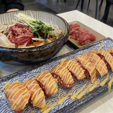 서초역 맛집 육회바른연어 서초점 솔직후기 서초역 점심 특선 싱싱한 육회 연어 무한리필 네이버 블로그