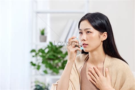 Woman Using Asthma Spray At Home Picture And HD Photos Free Download On Lovepik