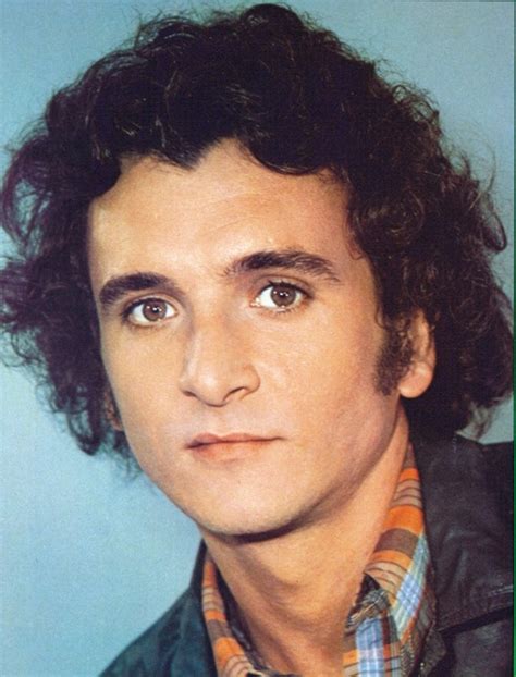 Astros Em Revista Ivan Lima Um Ator Fiel Ao Teatro