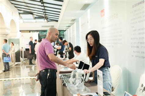 浙江省康复辅助器具协会成立 新华网客户端