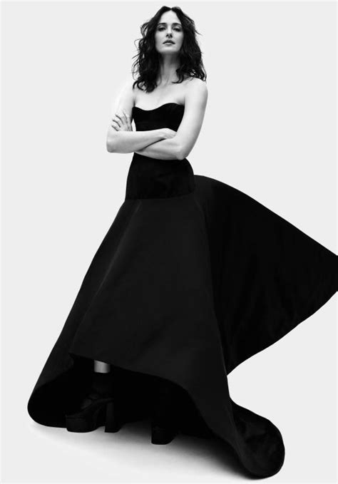 Renate Reinsve In Diego Ortega Paradise Gown For Elle Editorial Nov