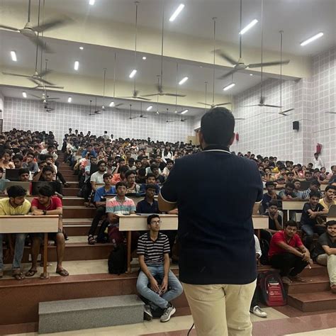 Bharat Khanna Youtube