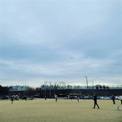 달콤이연구실 코로나 때문에 거의 일 년 만에 나온 것 같은데 너무 춥다 너무 춥다 너무