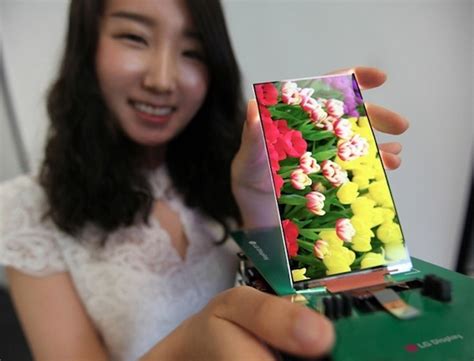 LG Unveils P LCD That S Mm Thick