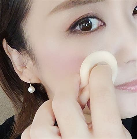 メイク崩れは1つじゃない！5パターンの崩れ方に見る原因と対処法 美容のプロを育てる 大人メイクの専門家 麻衣子先生のおうちでメイクレッスン♪