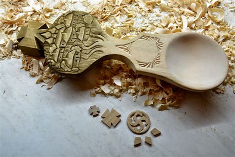 WOODCARVING / Різьблення по дереву: Різьблена деревяна ложка - оберег ...