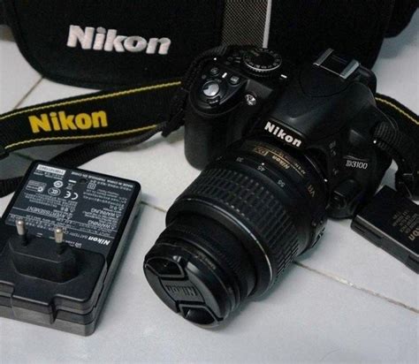 Фотоаппарат зарядка и карта памяти на 16 ГБ Оплата на карту или наличными через приложение Юла