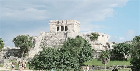 찬란한 고대 문명과 콜로니얼 문화가 공존하는 멕시코 여행 에세이 21 ④ 신비로운 고대 건축물 ‘엘 카스티요